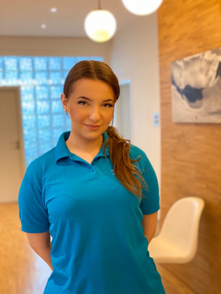 Team | Dr. Schöberlein | Zahnarzt | Zahnarztpraxis | München ...